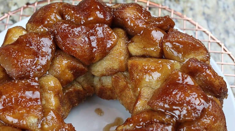 Monkey Bread from Biscuits {How to Video} - Whip it like Butter