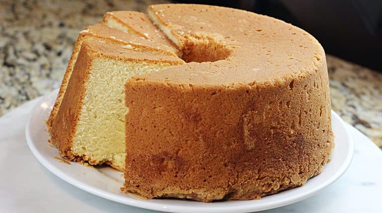 Mile High Pound Cake {How to Video} - Whip it like Butter