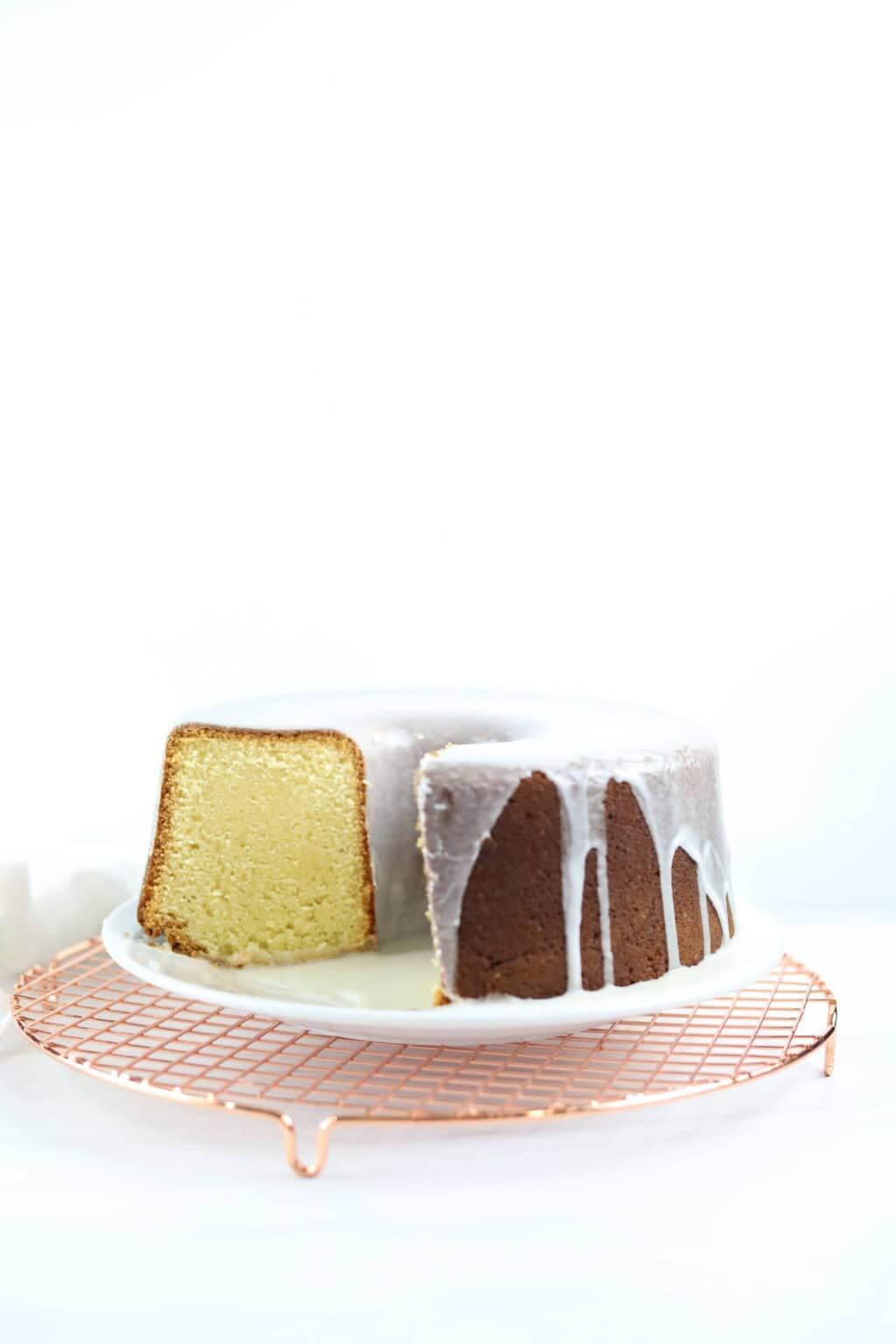 Glazed Mile High Pound Cake recipes - Whip it like Butter