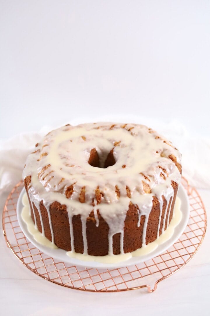 Glazed Mile High Pound Cake recipes - Whip it like Butter